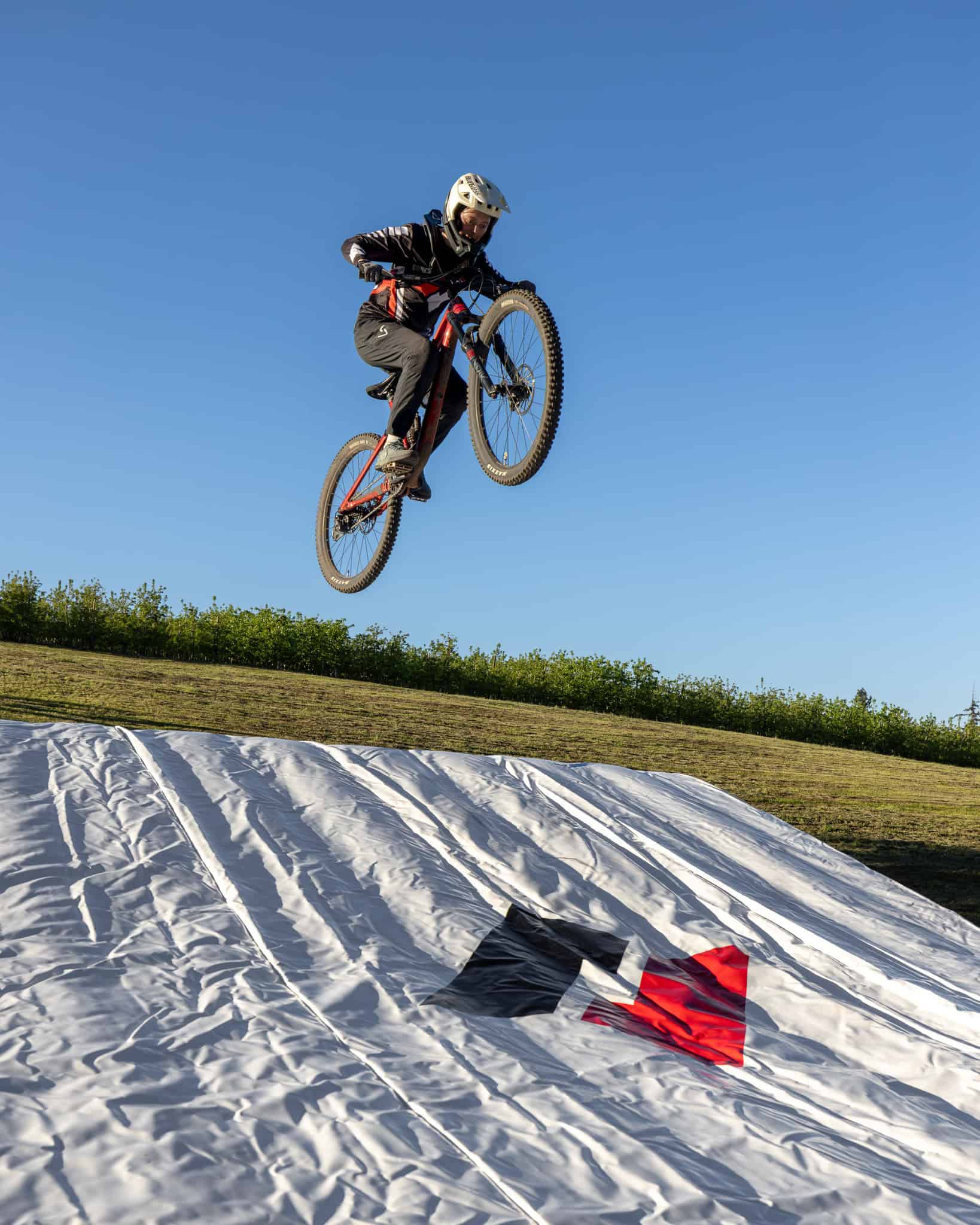 Mercury Lander – Gravity Stunt Systems